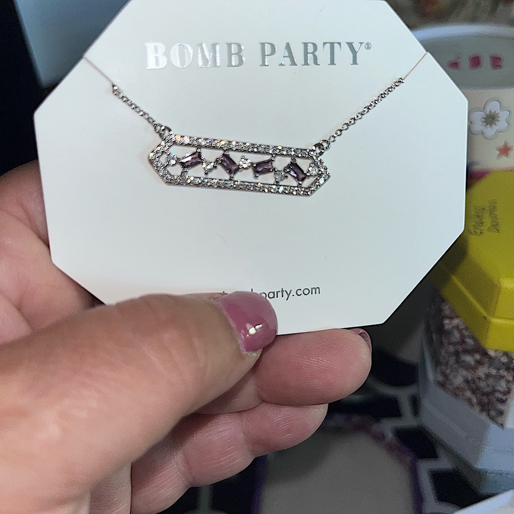 Maze Of Sparkle Necklace- Bomb Party - Gem